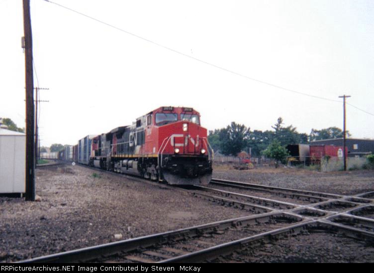 CN 2614